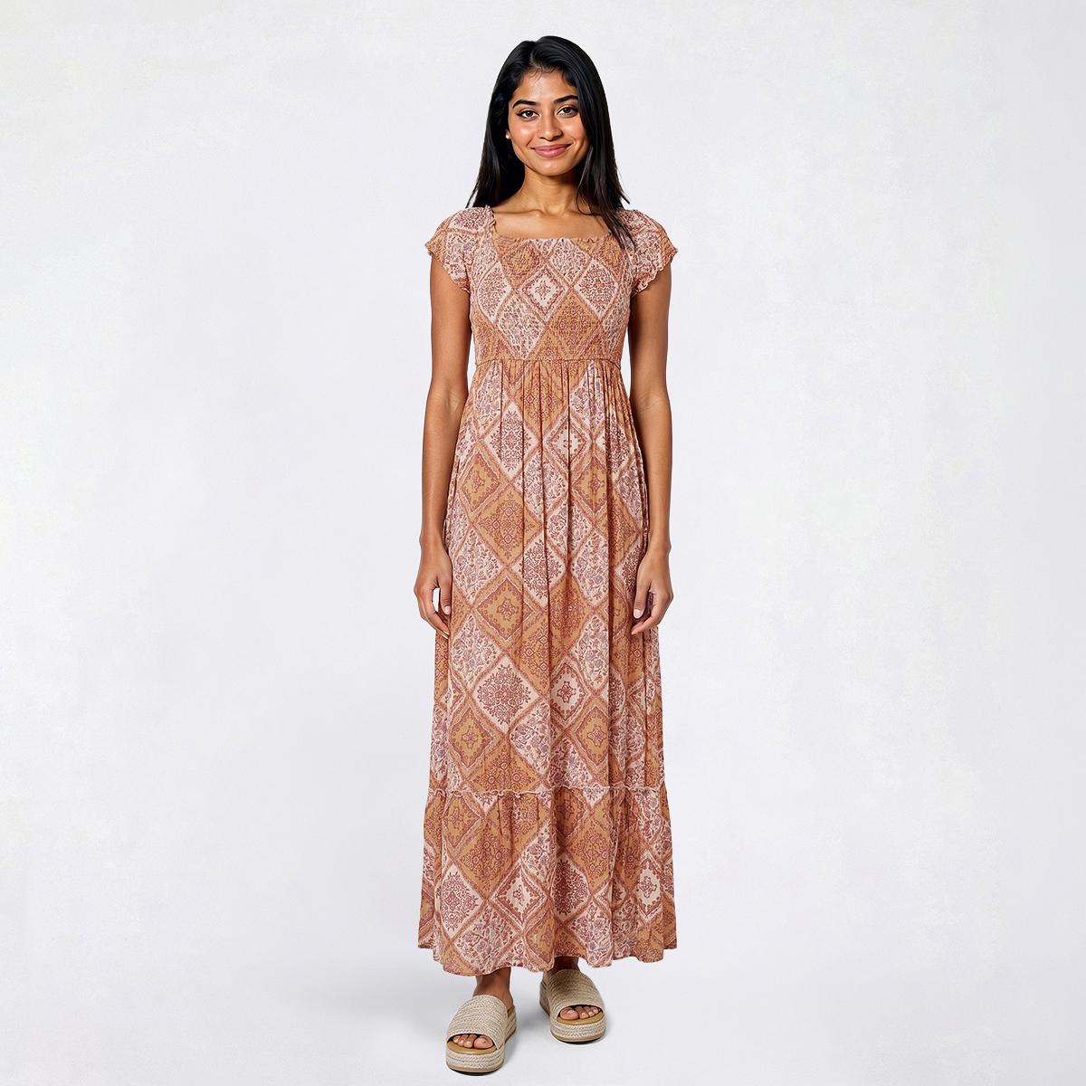Click here for Juniors Pink Rose Floral Gauze Crinkle Maxi Dress-... prices